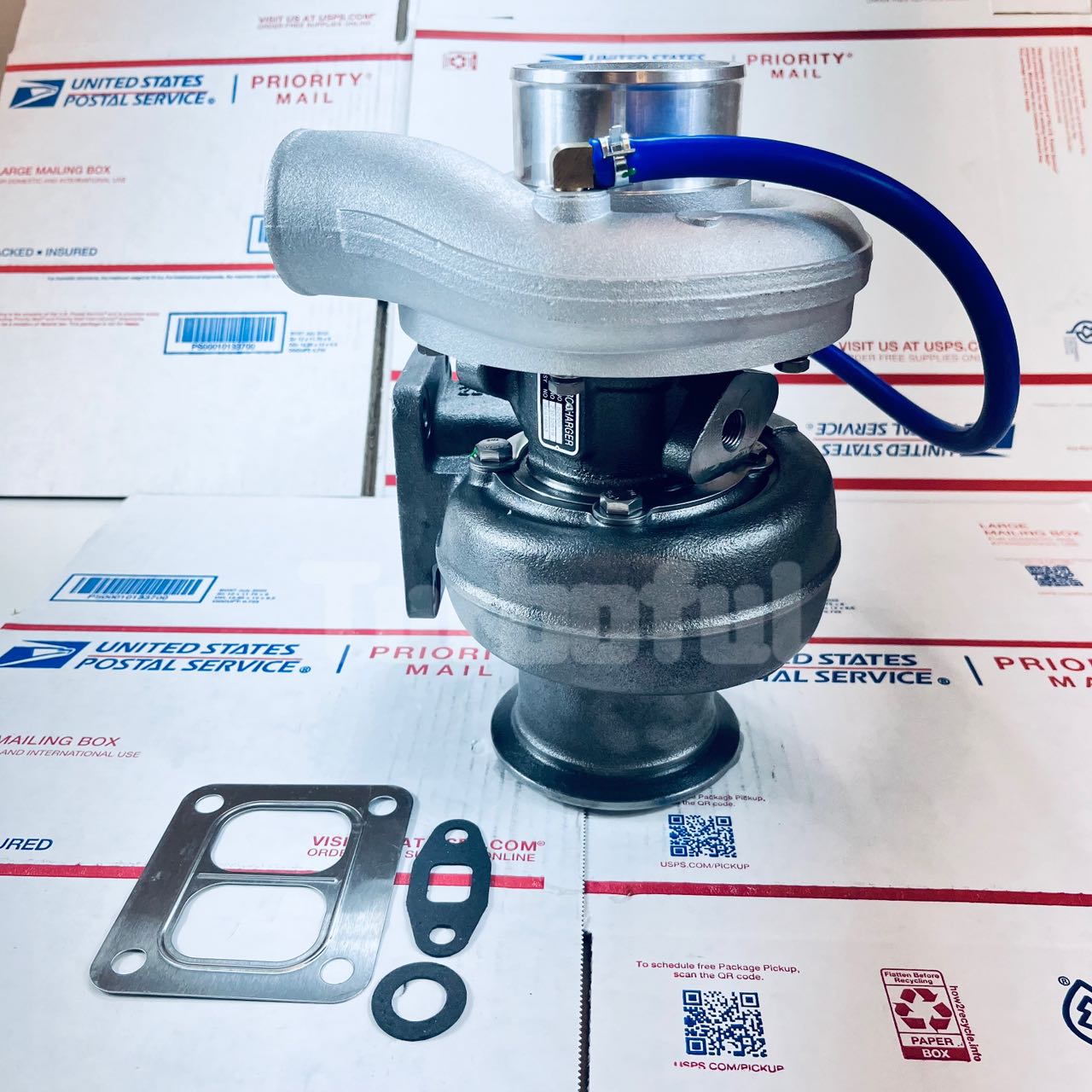 New Turbo for DEERE ENGINE 6068T 176638 177261 173530 RE508657