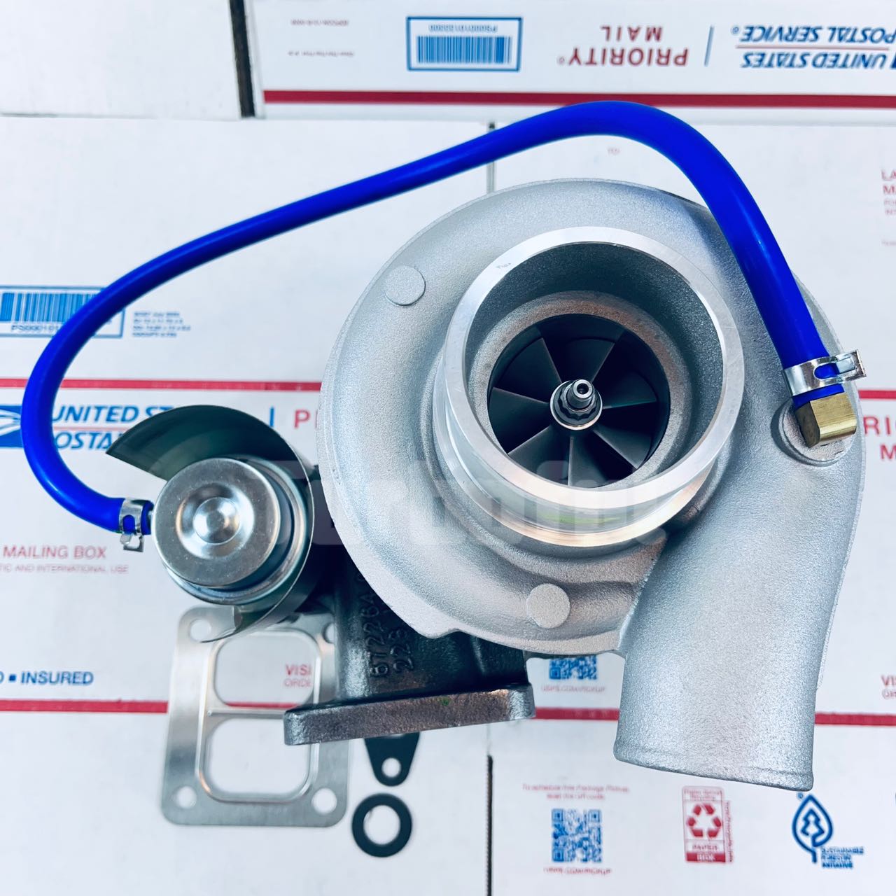 New Turbo for DEERE ENGINE 6068T 176638 177261 173530 RE508657